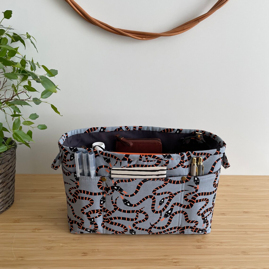 Pocket Pouch Pattern | Oleander Pouch | SewShare